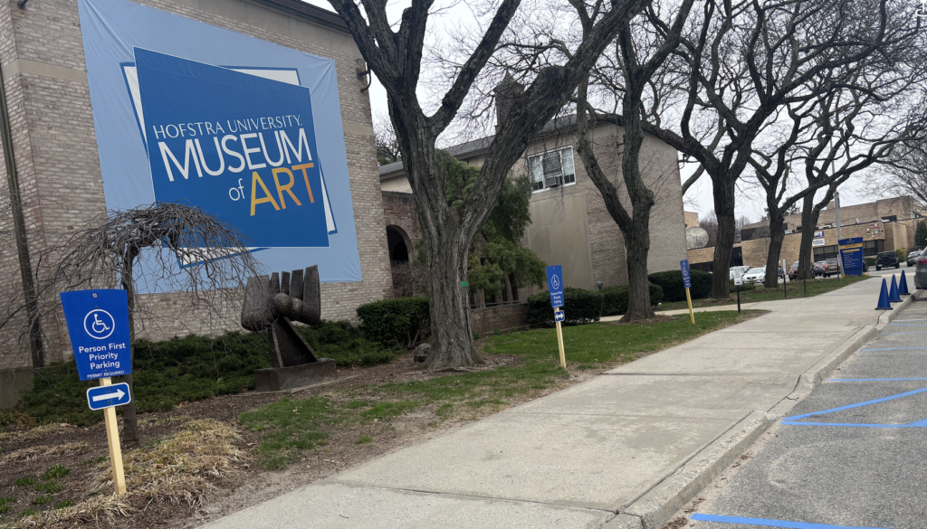 Hofstra University Museum of Art - Destination Accessible