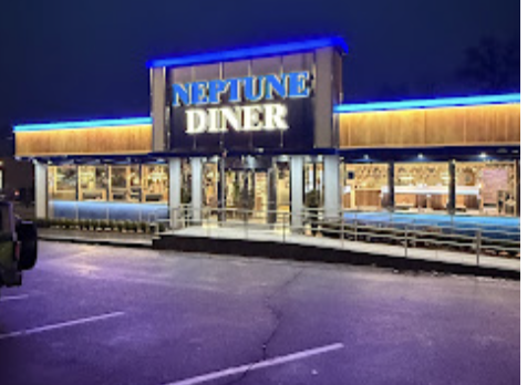 Neptune Diner, Syosset - Destination Accessible